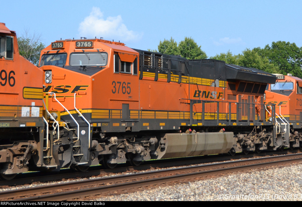 BNSF 3765